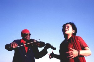 WORLD JAZZ MUSIC ICONIC DUO ~MICHAEL WHITE and LEISEI CHEN DUO